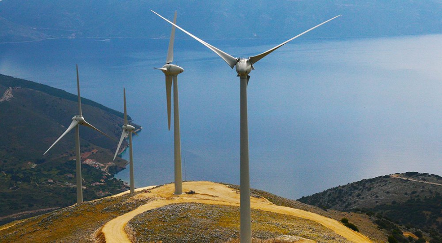 ΥΠΕΝ: Ρύθμιση για έργα ΑΠΕ σε κορεσμένα νησιωτικά δίκτυα με 5ετή ...